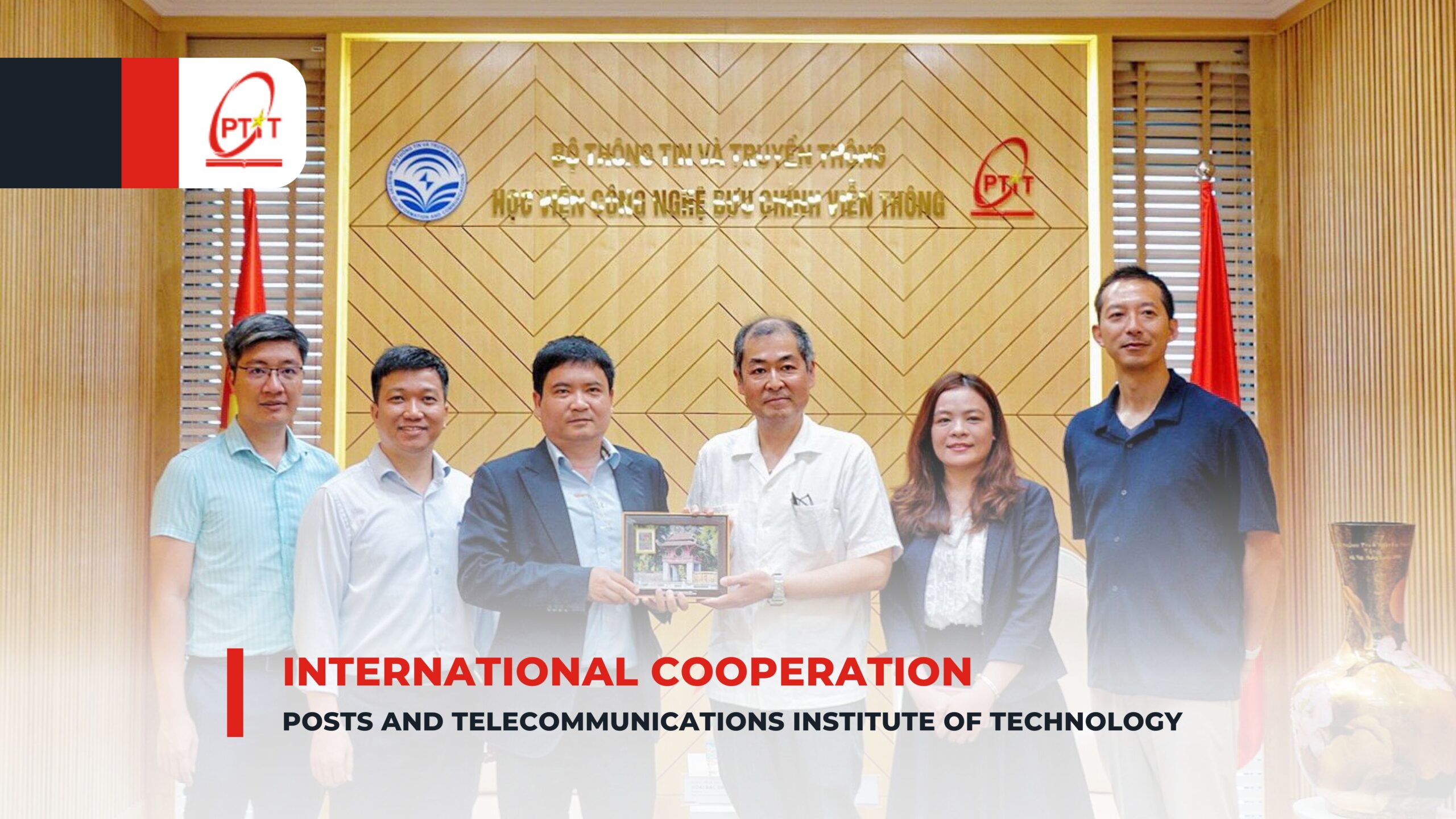 The leaders of Posts and Telecommunications Institute of Technology and Gunma Prefecture (Japan ...