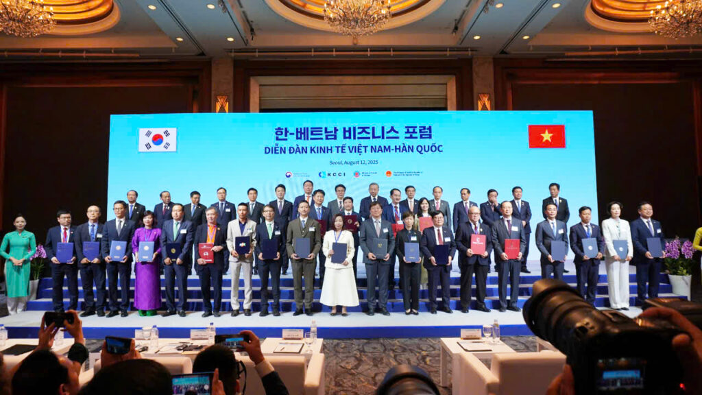 General Secretary To Lam and Korean Prime Minister Kim Min Seok witness ...